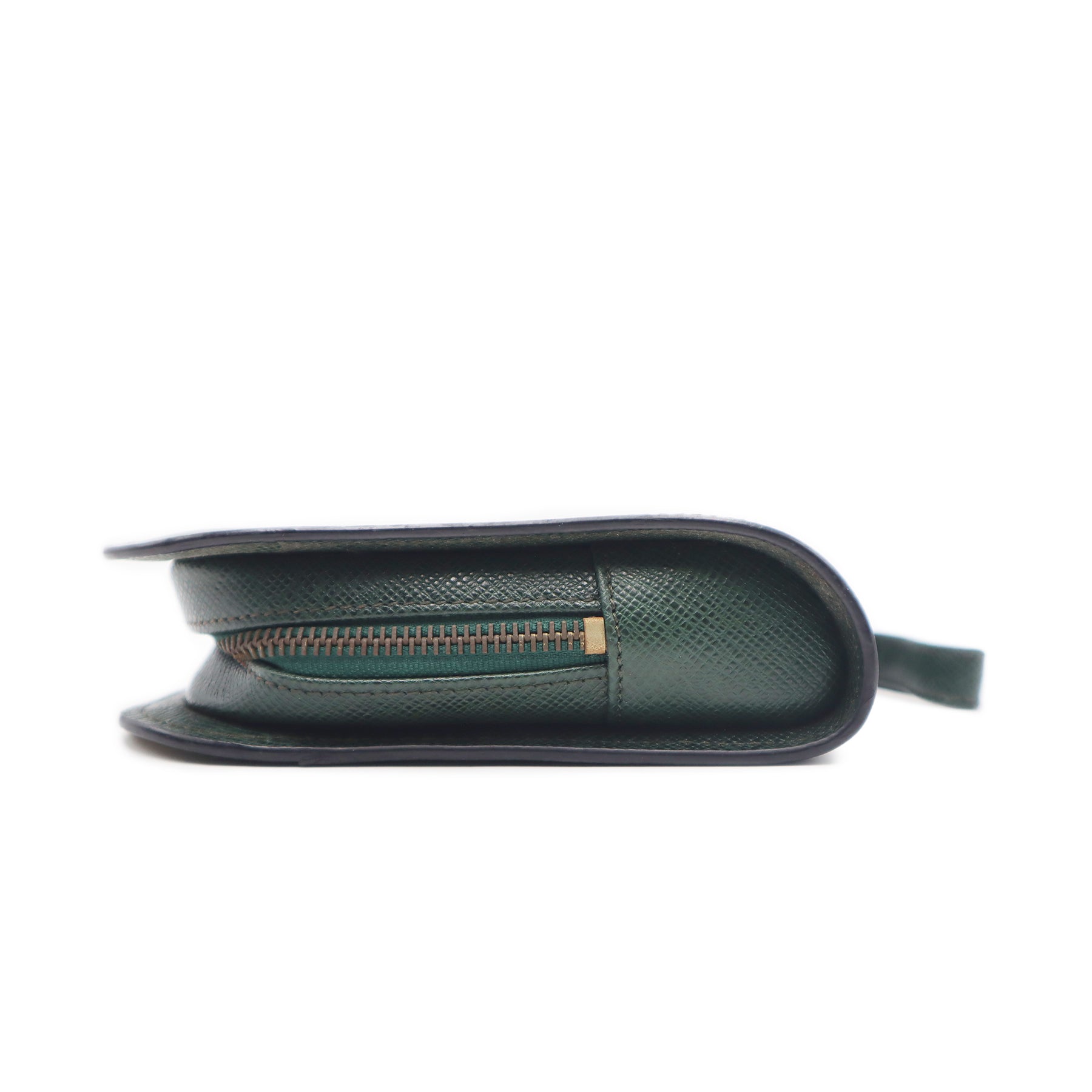 Louis Vuitton Taiga Baikal Clutch Bag – Foreign Objects